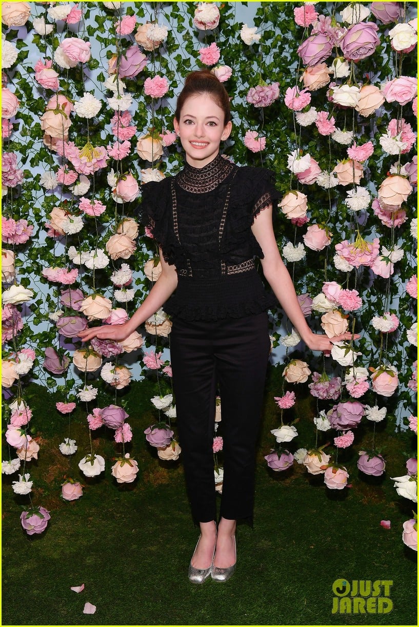 Mackenzie Foy & Misty Copeland Journey Into 'Nutcracker & the Four ...