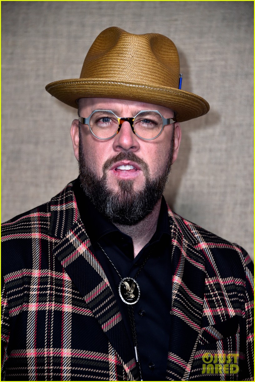 Jennifer Garner Joins Juliette Lewis & 'Camping' Cast at L.A. Premiere ...