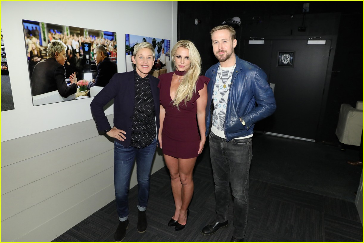 Ryan Gosling Keeps His Halloween Decorations Up All Year!: Photo ...