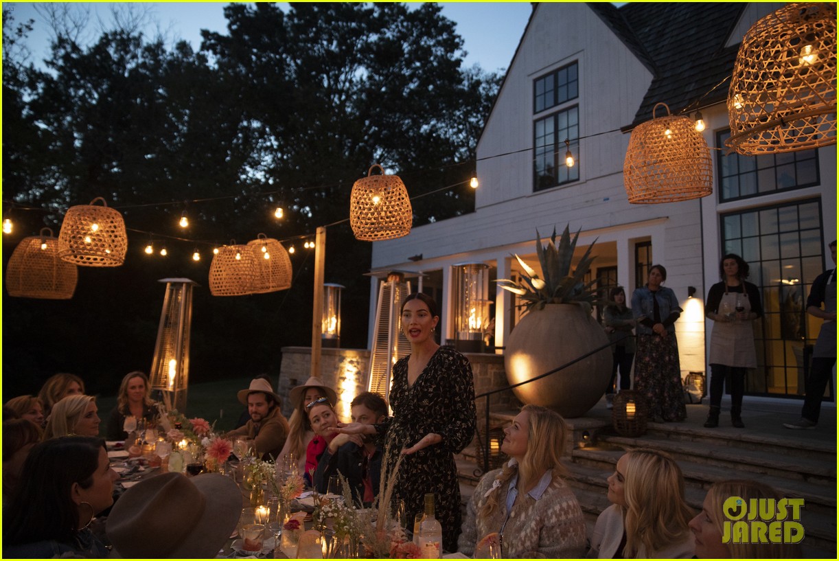 Pregnant Lily Aldridge Hosts goop on the Farm Event, Gets Support From ...