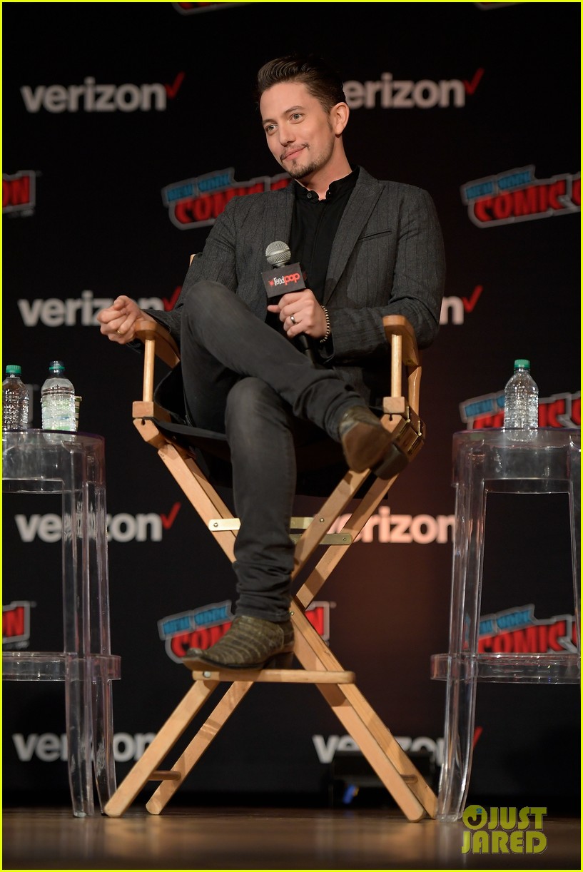 Kellan Lutz & Jackson Rathbone Reunite at Comic Con 'Twilight' 10th ...