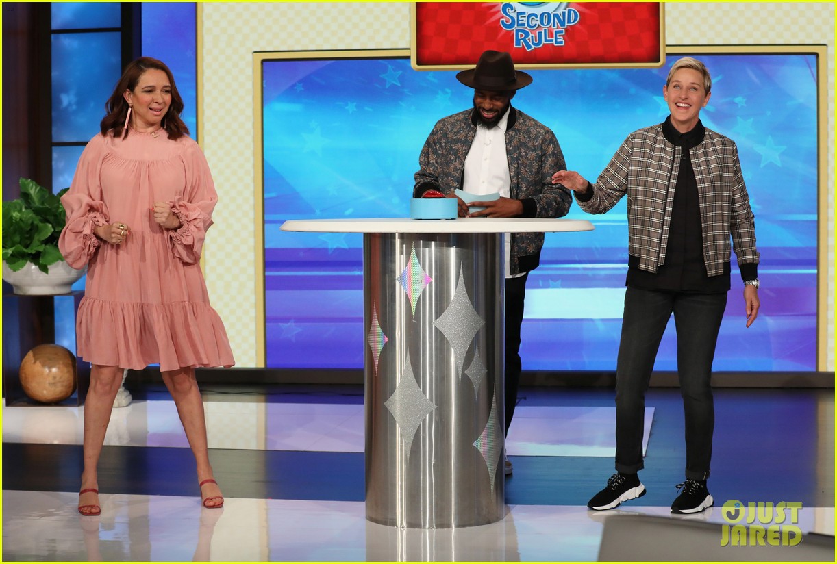 Maya Rudolph Shares Three Things Oprah Would Say to Trick-or-Treaters ...