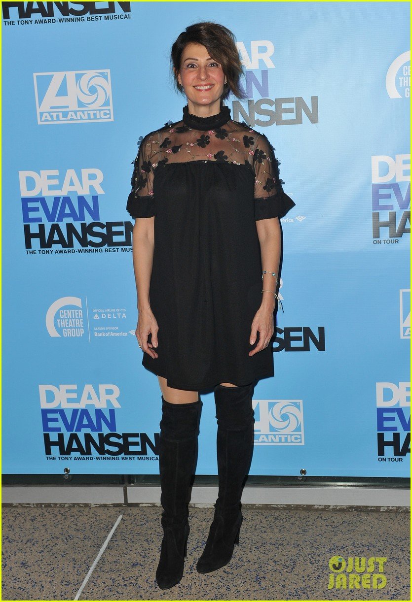 Chrissy Metz & Maya Rudolph Check Out 'Dear Evan Hansen' on Tour: Photo ...