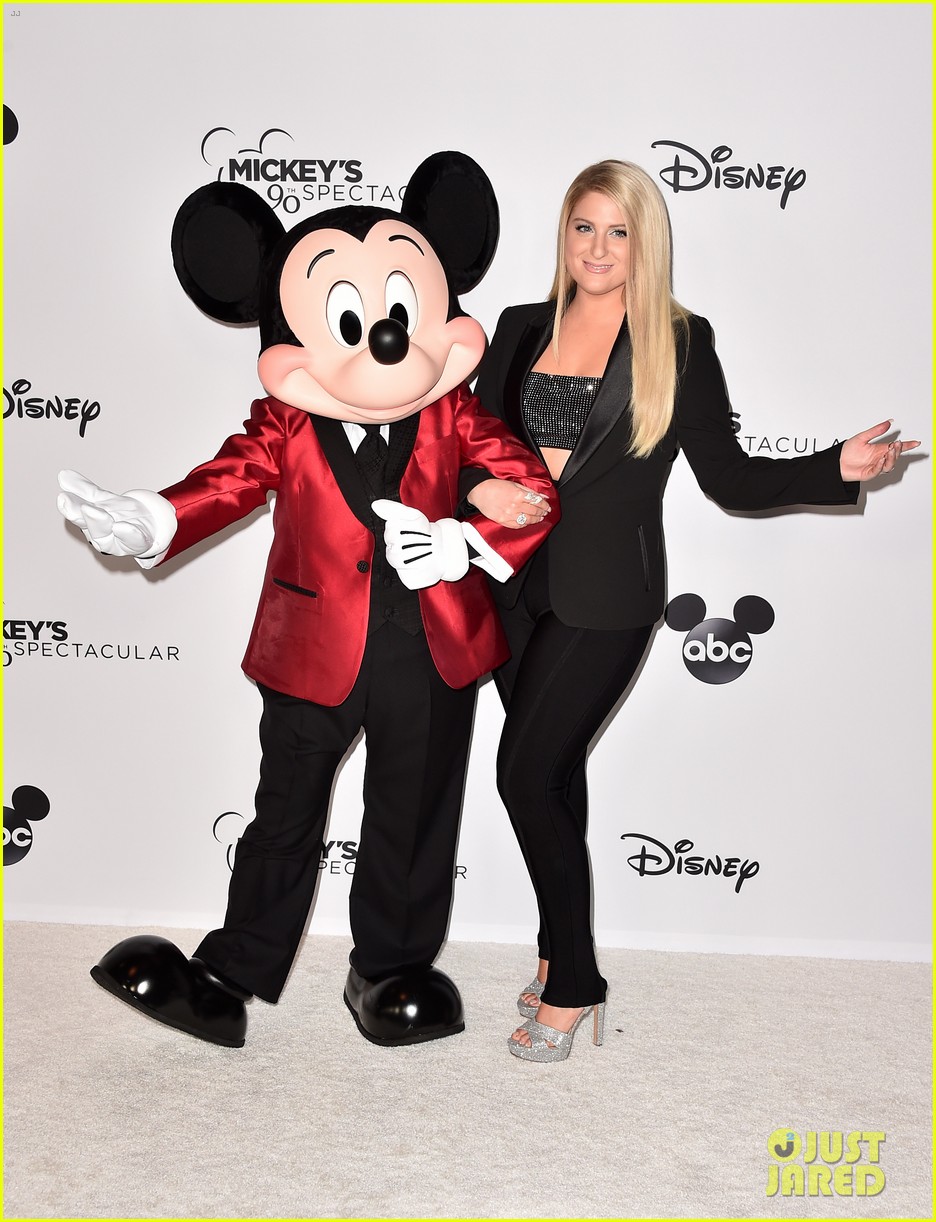 Sarah Hyland, Meghan Trainor & More Celebrate Mickey at His 90th ...