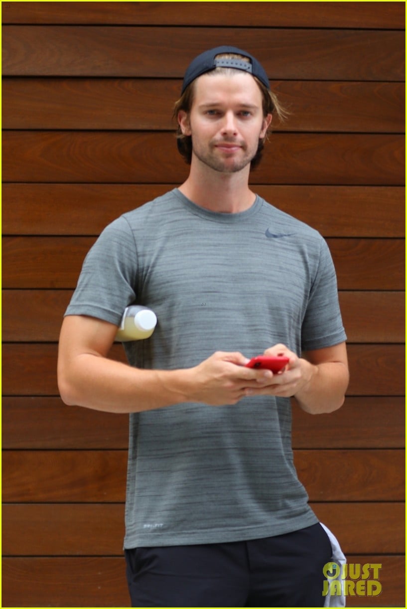 Patrick Schwarzenegger Shows Off His Fit Physique at the Gym: Photo ...