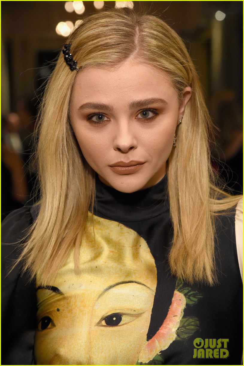 Yara Shahidi, Chloe Moretz, & Cole Sprouse Team Up for Elle's Women in ...
