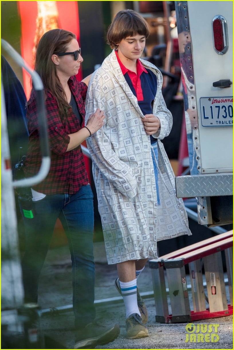 'Stranger Things' Cast Returns to a Season One Location While Filming ...