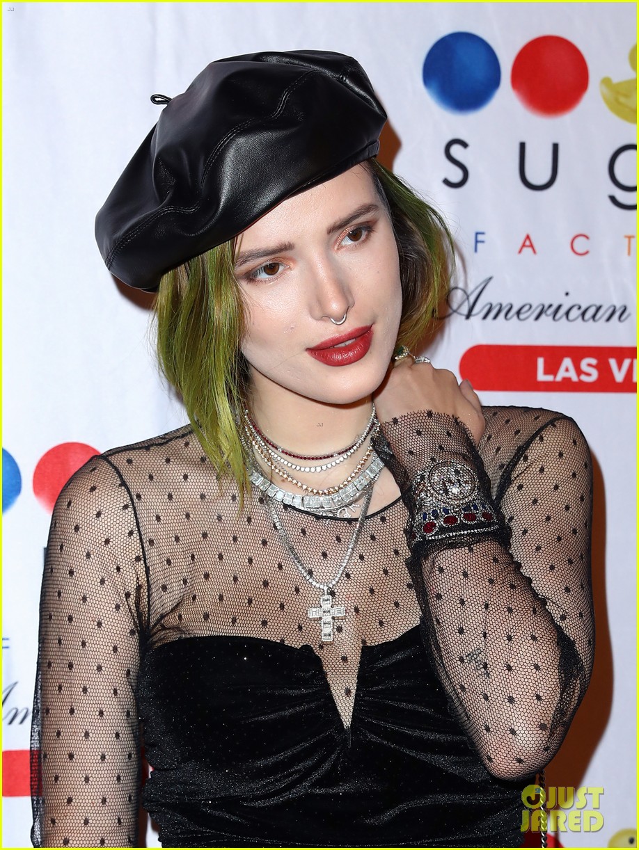 Bella Thorne Celebrates Her 21st Birthday in Las Vegas!: Photo 4161176 ...