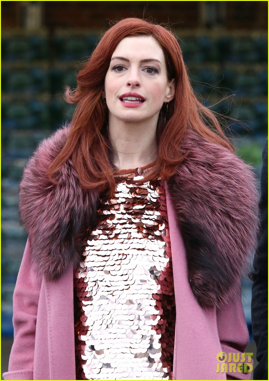Anne Hathaway & Gary Carr Film Romantic Scene for 'Modern Love' in ...