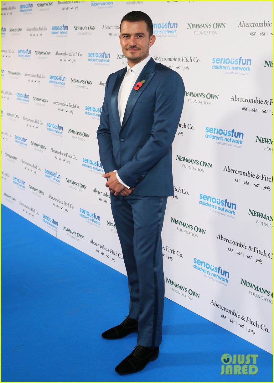 Orlando Bloom Suits Up for a Good Cause in London: Photo 4177084 ...