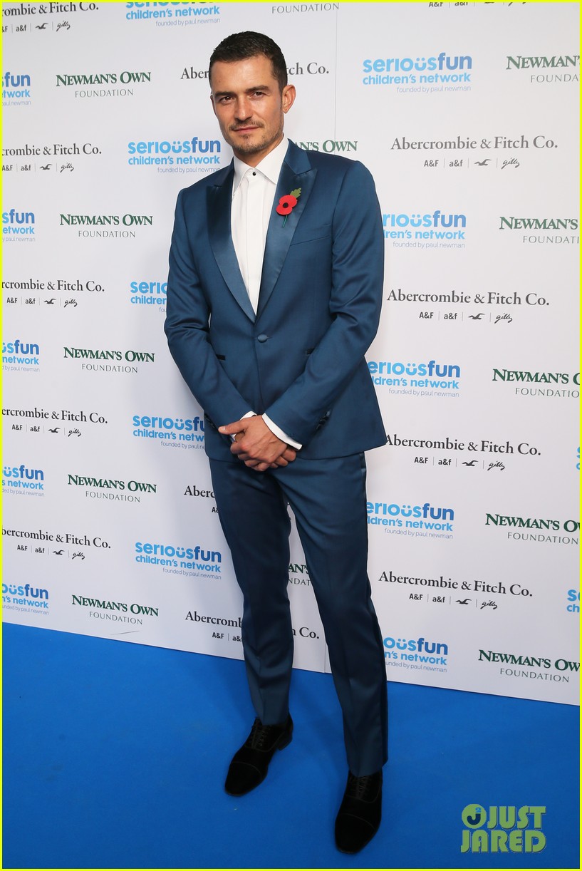 Orlando Bloom Suits Up for a Good Cause in London: Photo 4177087 ...