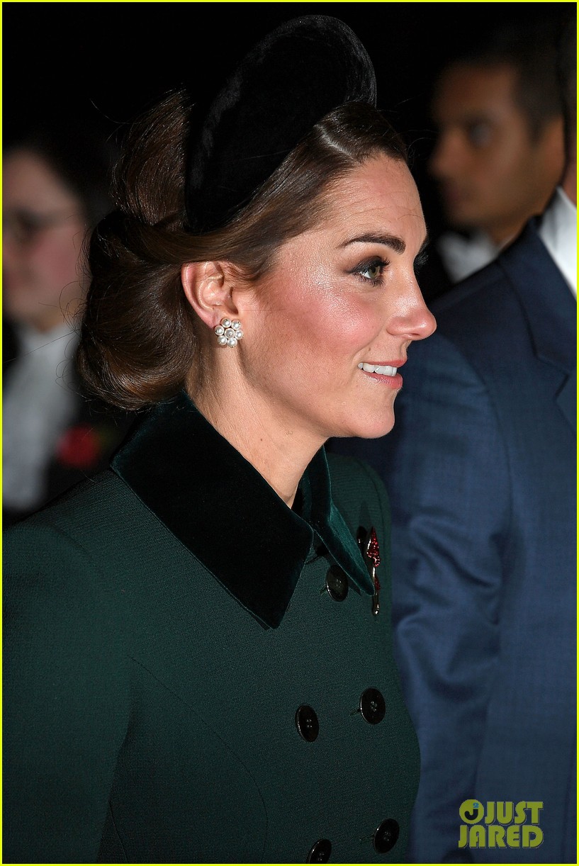 Duchesses Kate Middleton & Meghan Markle Attend Second Remembrance Day Event: Photo 4180087 ...