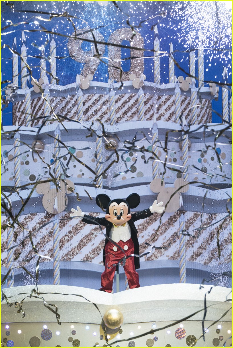 Mickey Mouse's 90th Spectacular - Performers & Celebrity Guest List ...