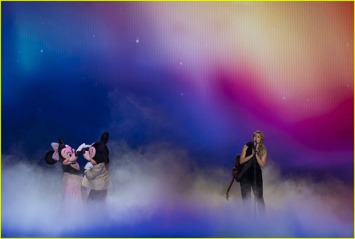 Mickey Mouse's 90th Spectacular - Performers & Celebrity Guest List ...