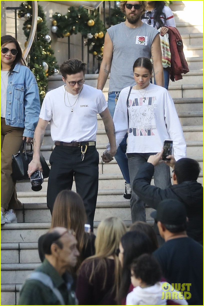 Brooklyn Beckham Packs on PDA with Model Hana Cross: Photo 4200072 ...
