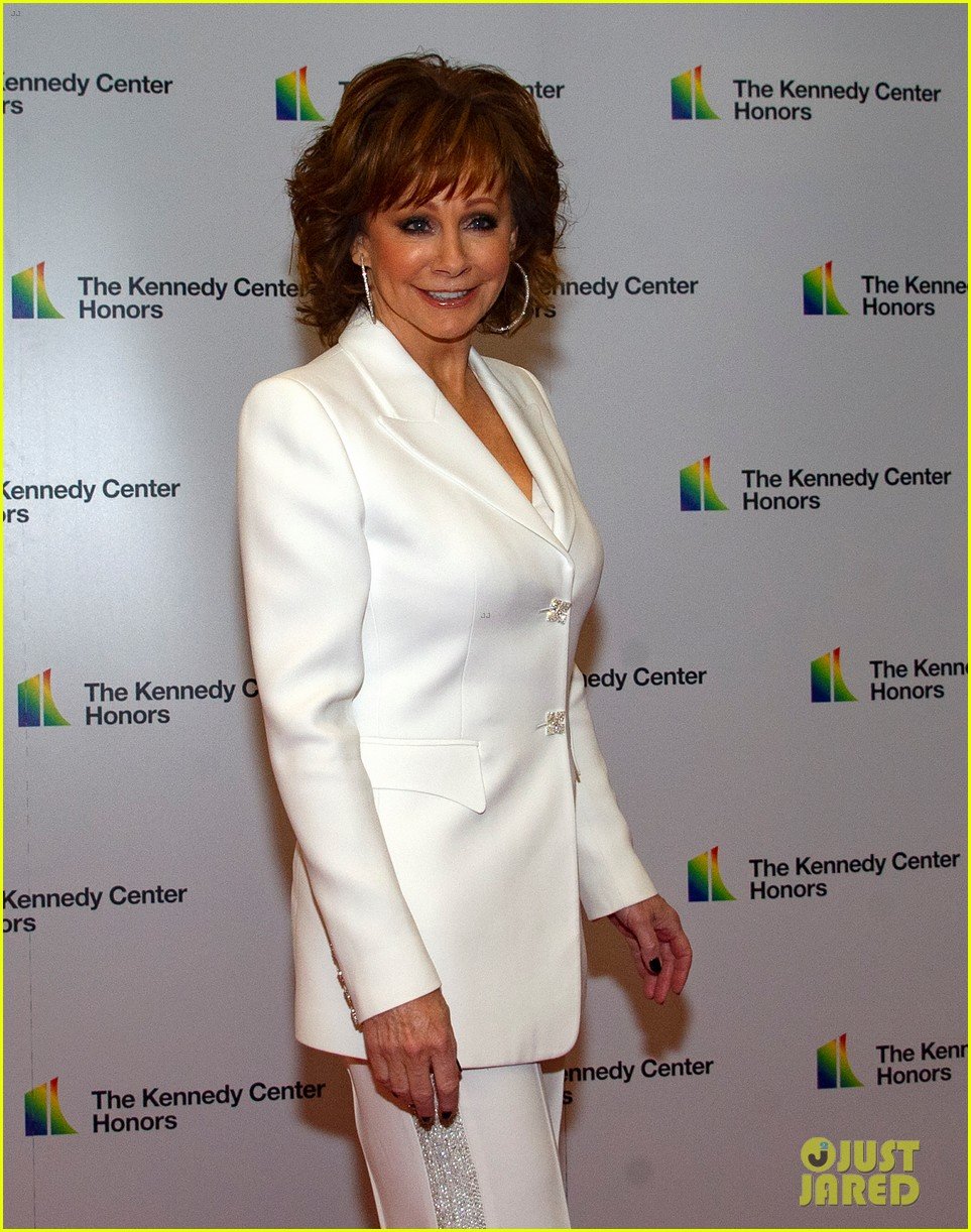 Cher, Lin-Manuel Miranda, & Reba McEntire Are Celebrated at Kennedy ...