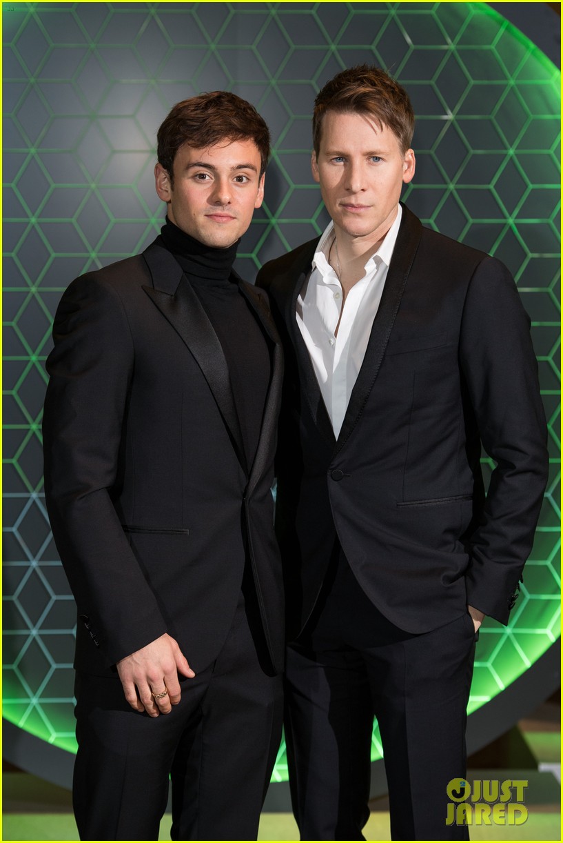 Tom Daley & Dustin Lance Black Couple Up at Vanity Fair x Bloomberg ...