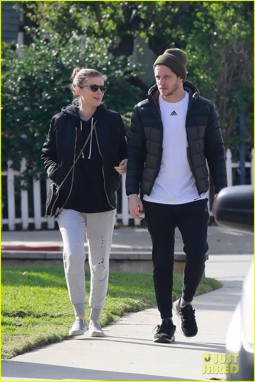 Kate Mara & Jamie Bell Take a Stroll Together in Silver Lake!: Photo ...