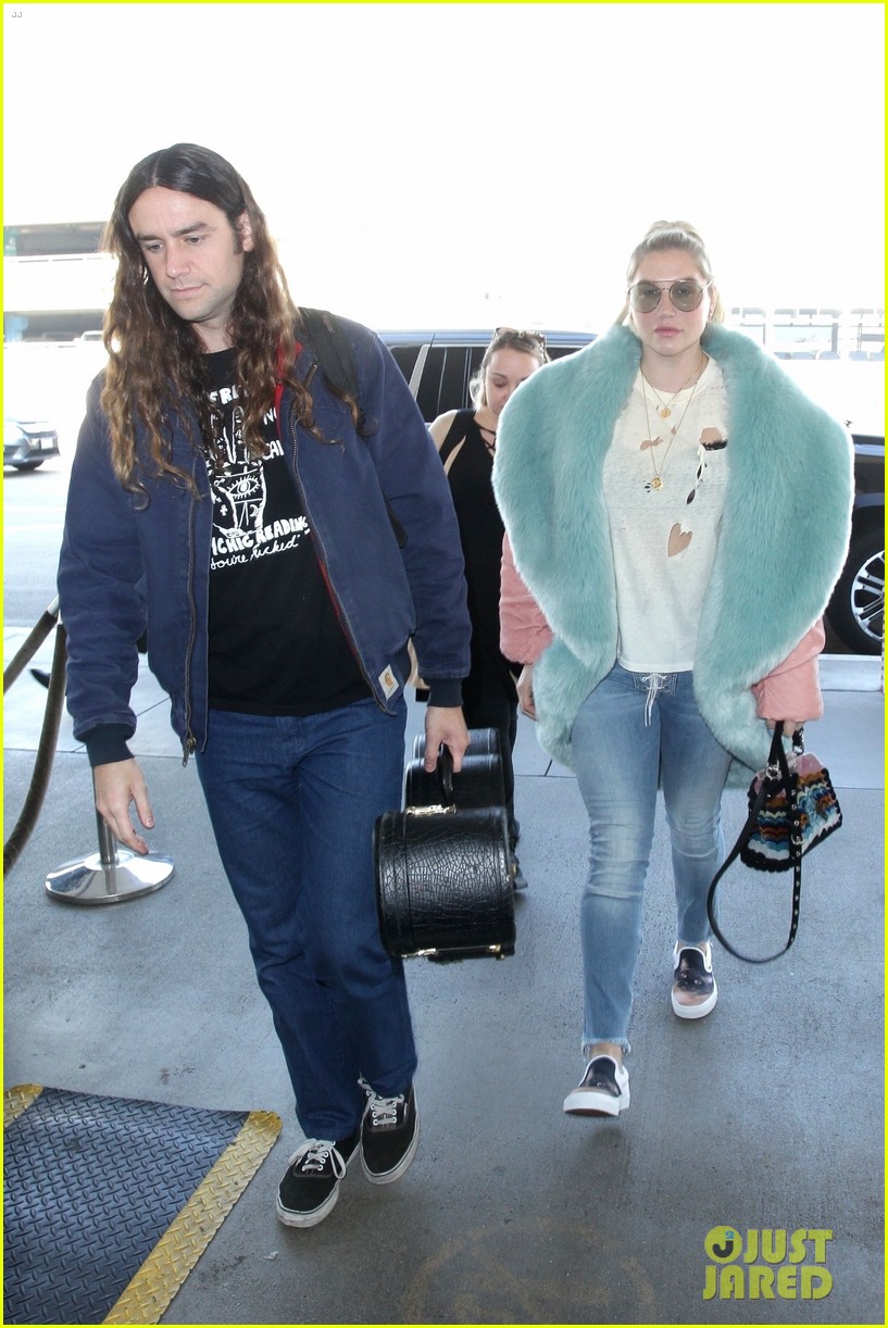 Kesha & Boyfriend Brad Ashenfelter Are Still Going Strong!: Photo ...