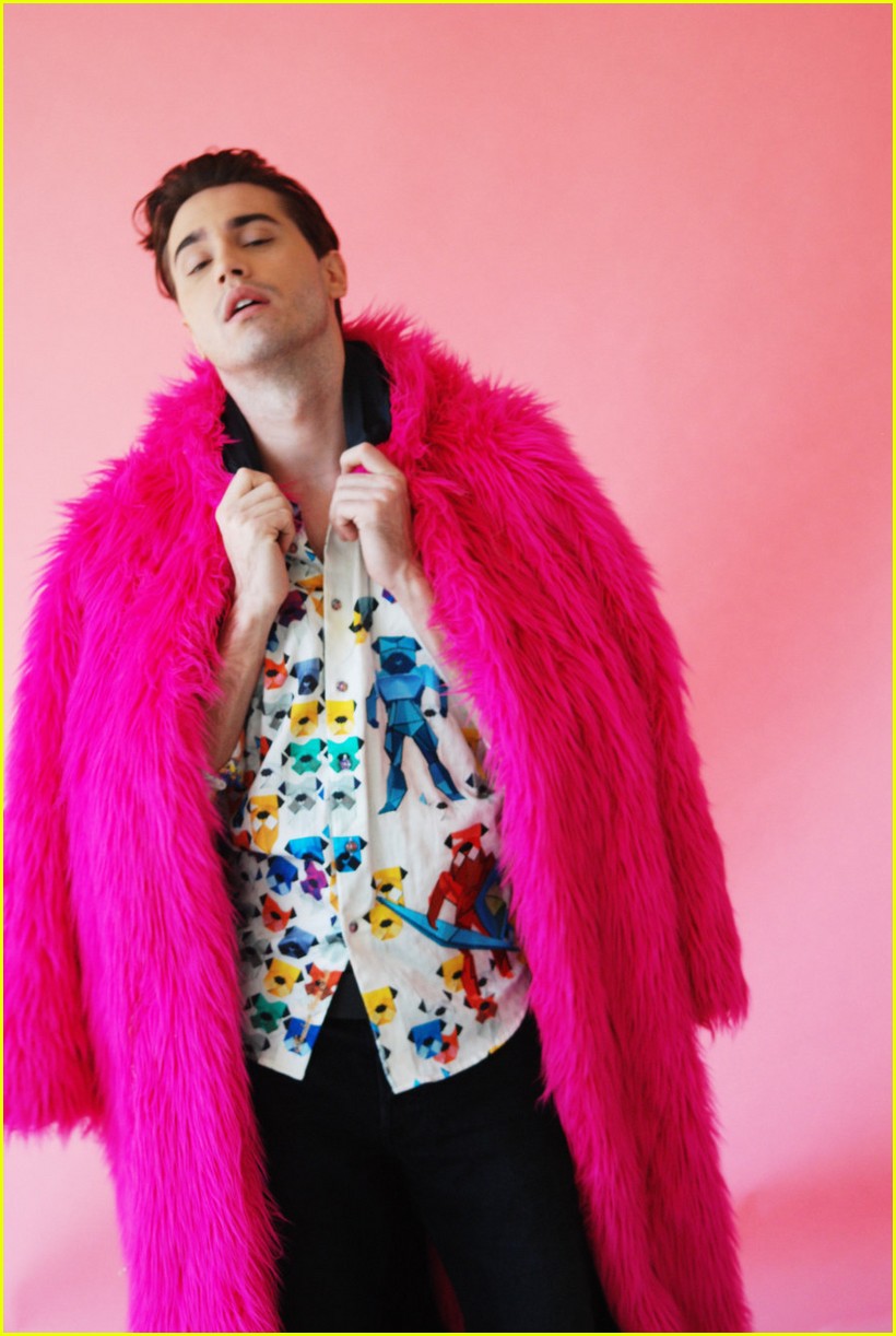 Ryan McCartan Shows Off His Abs in New Fashion Photo Shoot: Photo ...