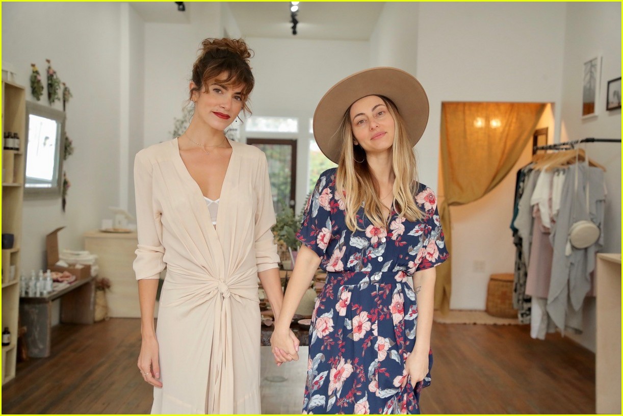 Nikki Reed Has a New Holiday Pop-Up with Sustainable Products: Photo ...