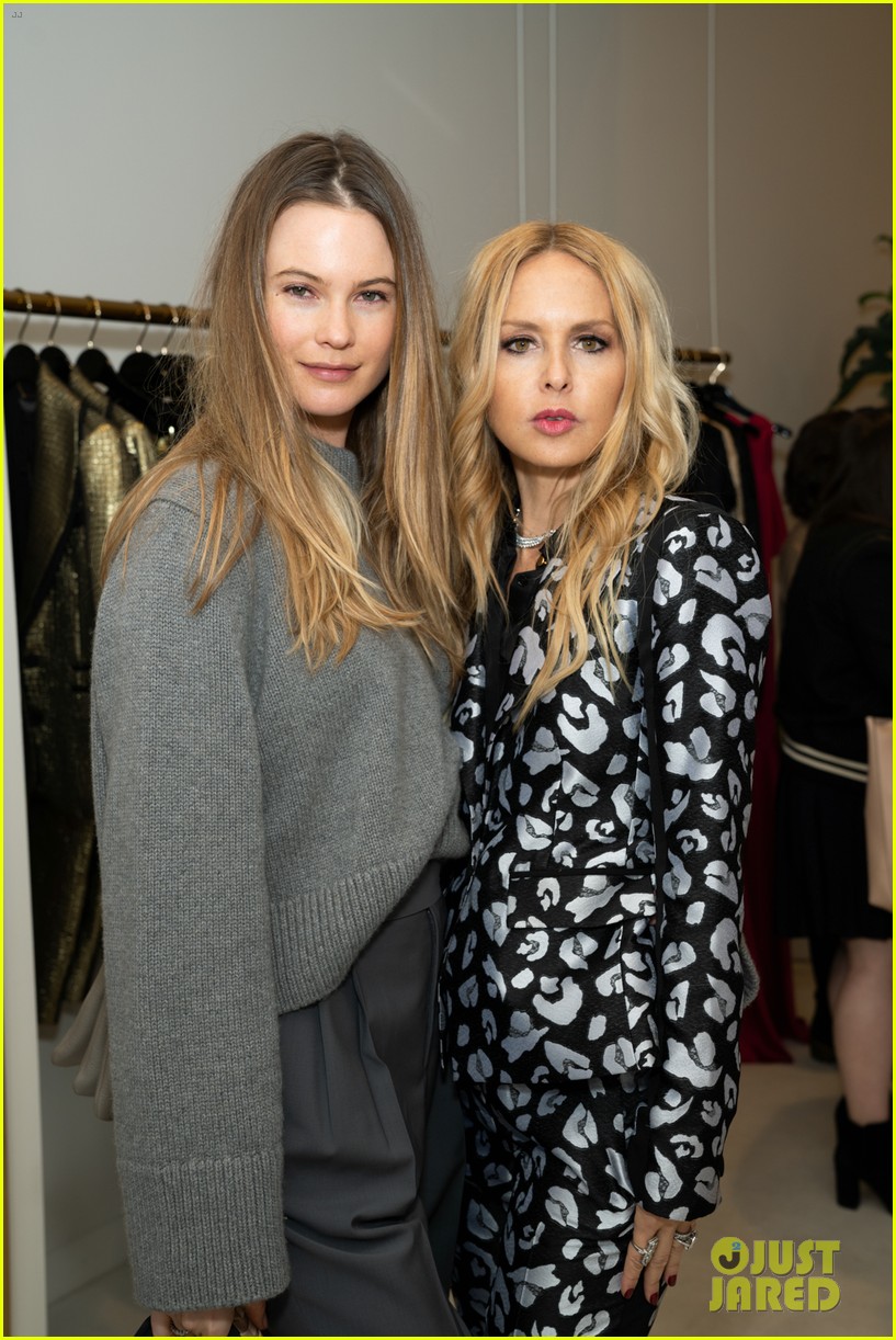 Behati Prinsloo On Her Relationship With Adam Levine's Mother Patsy ...