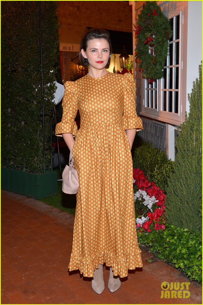 Zoe Saldana & Hubby Marco Perego Couple Up at Tamara Mellon Shop ...