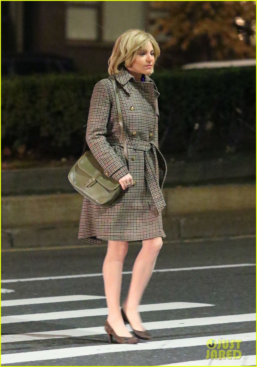 Sienna Miller Gets Into Character as Roger Ailes' Wife Beth on Set of ...