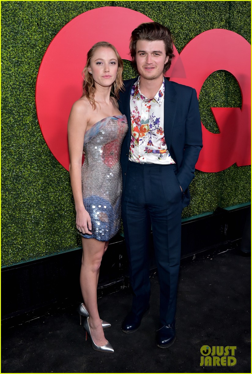 Cole Sprouse Joins His 'Riverdale' Co-Stars at GQ Men of the Year Party ...