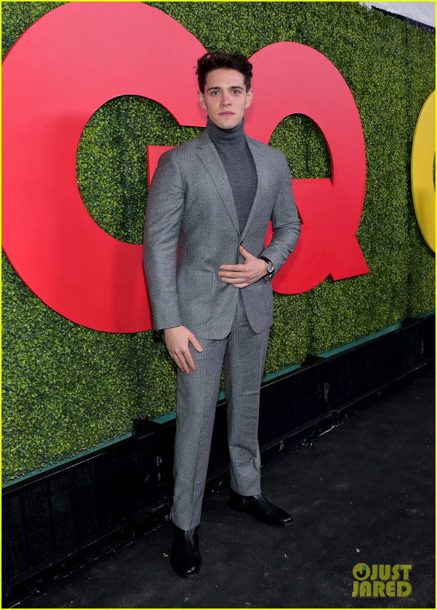 Cole Sprouse Joins His 'Riverdale' Co-Stars at GQ Men of the Year Party ...