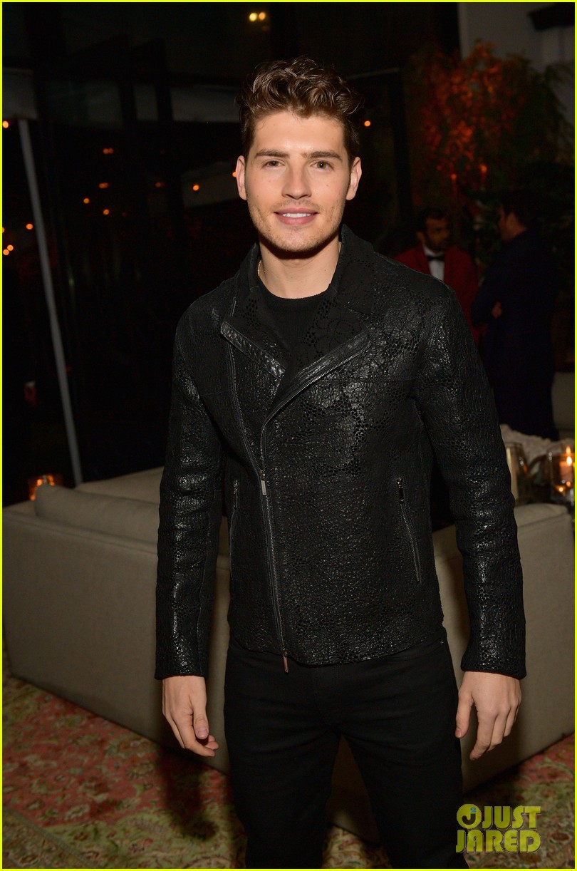 Cole Sprouse Joins His 'Riverdale' Co-Stars at GQ Men of the Year Party ...