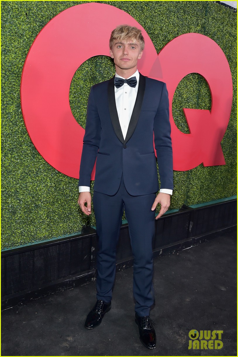 Cole Sprouse Joins His 'Riverdale' Co-Stars at GQ Men of the Year Party ...