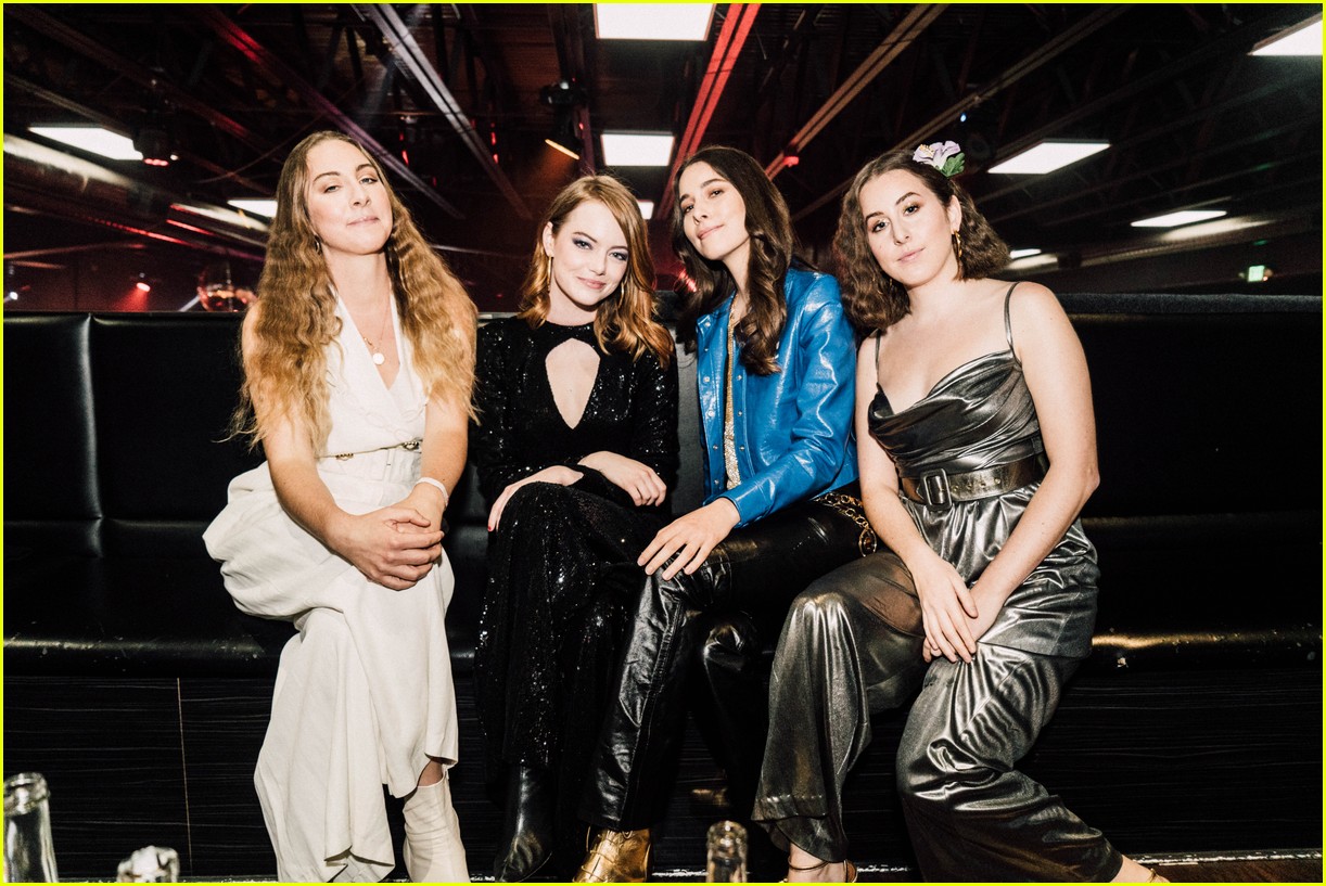 Emma Stone Hosts a Holiday Party with Haim for a Great Cause!: Photo ...
