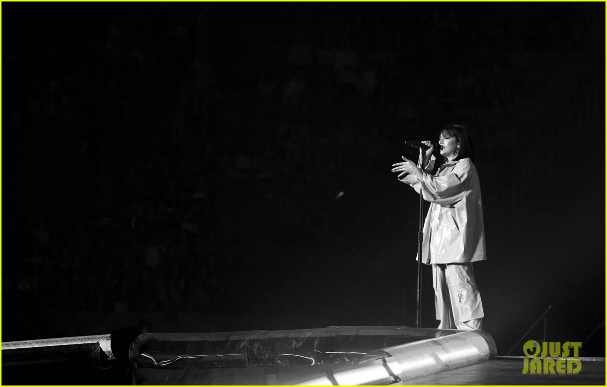 Taylor Swift: 'Reputation' Tour Set List for Netflix Movie!: Photo ...