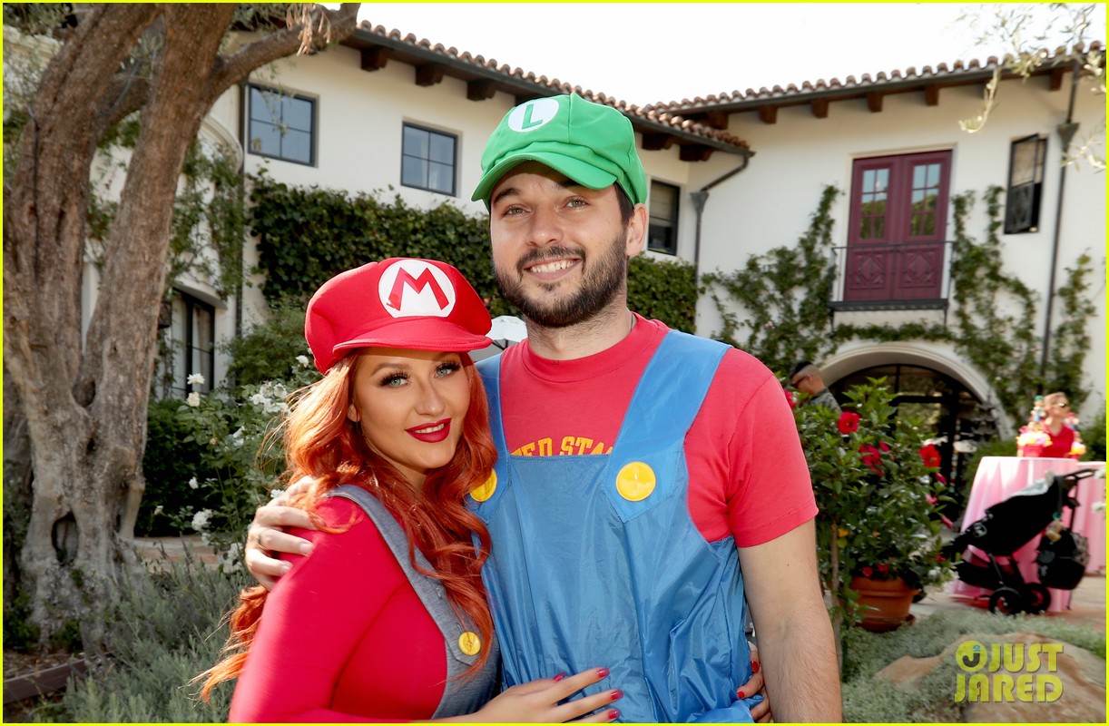 Christina Aguilera's Cutest Family Photos with Fiance & Kids: Photo ...