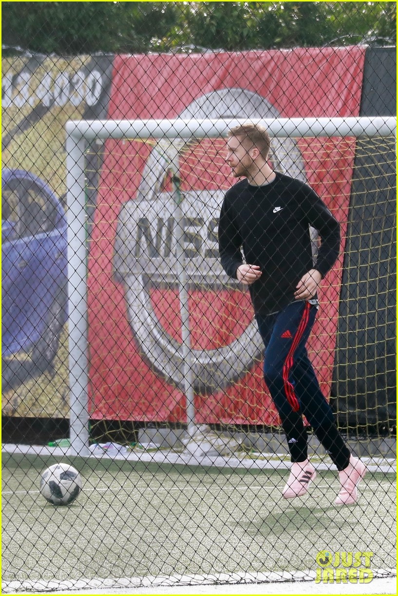 Calvin Harris Doesn't Like Being Called By His Stage Name: Photo ...