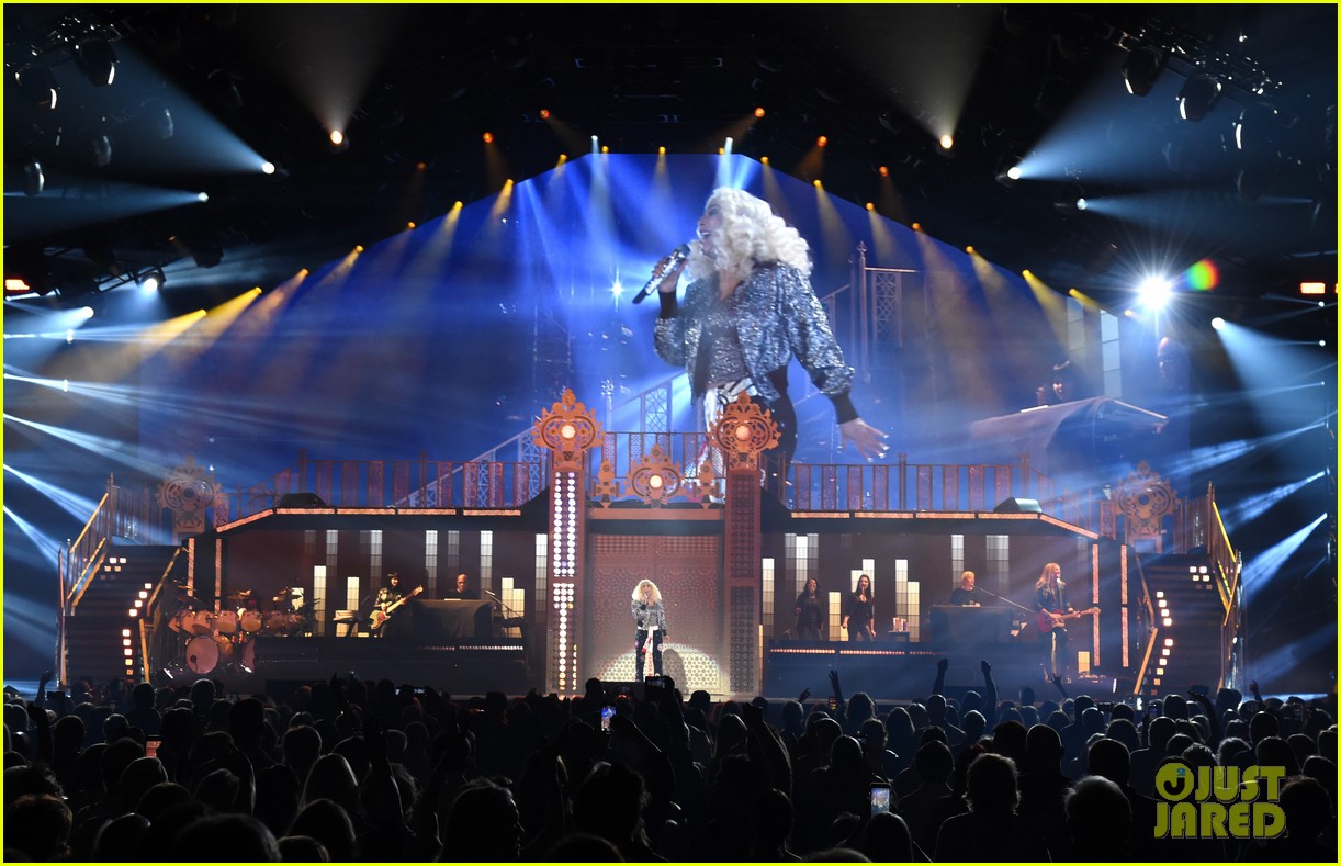 Cher Kicks Off 'Here We Go Again' Tour With Some Epic Outfits!: Photo ...