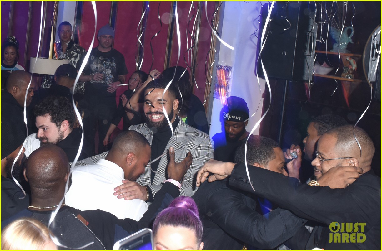 Drake Hosts Star-Studded NYE Party to Debut New Champagne: Photo ...