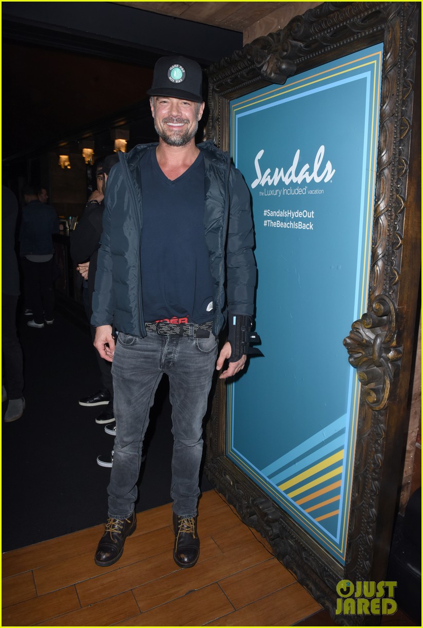 Josh Duhamel, Mario Lopez & More Live It Up at Elton John Farewell ...