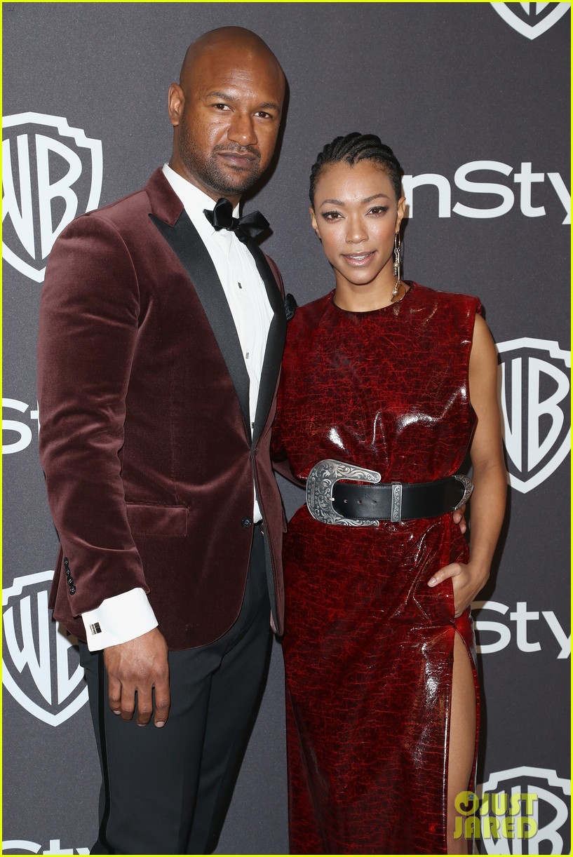 Sonequa Martin-Green & Ahna O'Reilly Hit Carpet at Golden Globes After ...