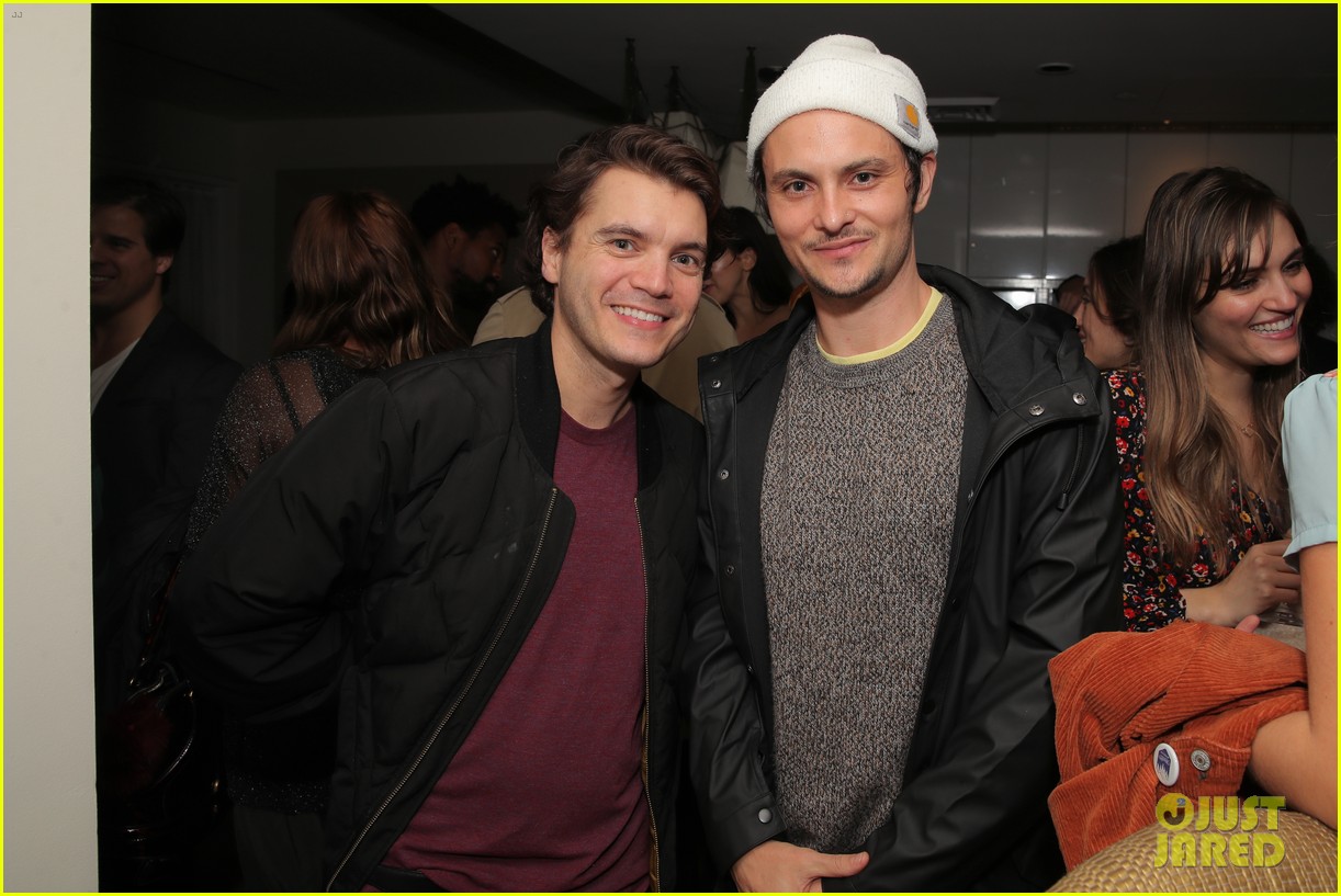 Emile Hirsch & Shiloh Fernandez Buddy Up at Matt Smiley's Magic Box ...