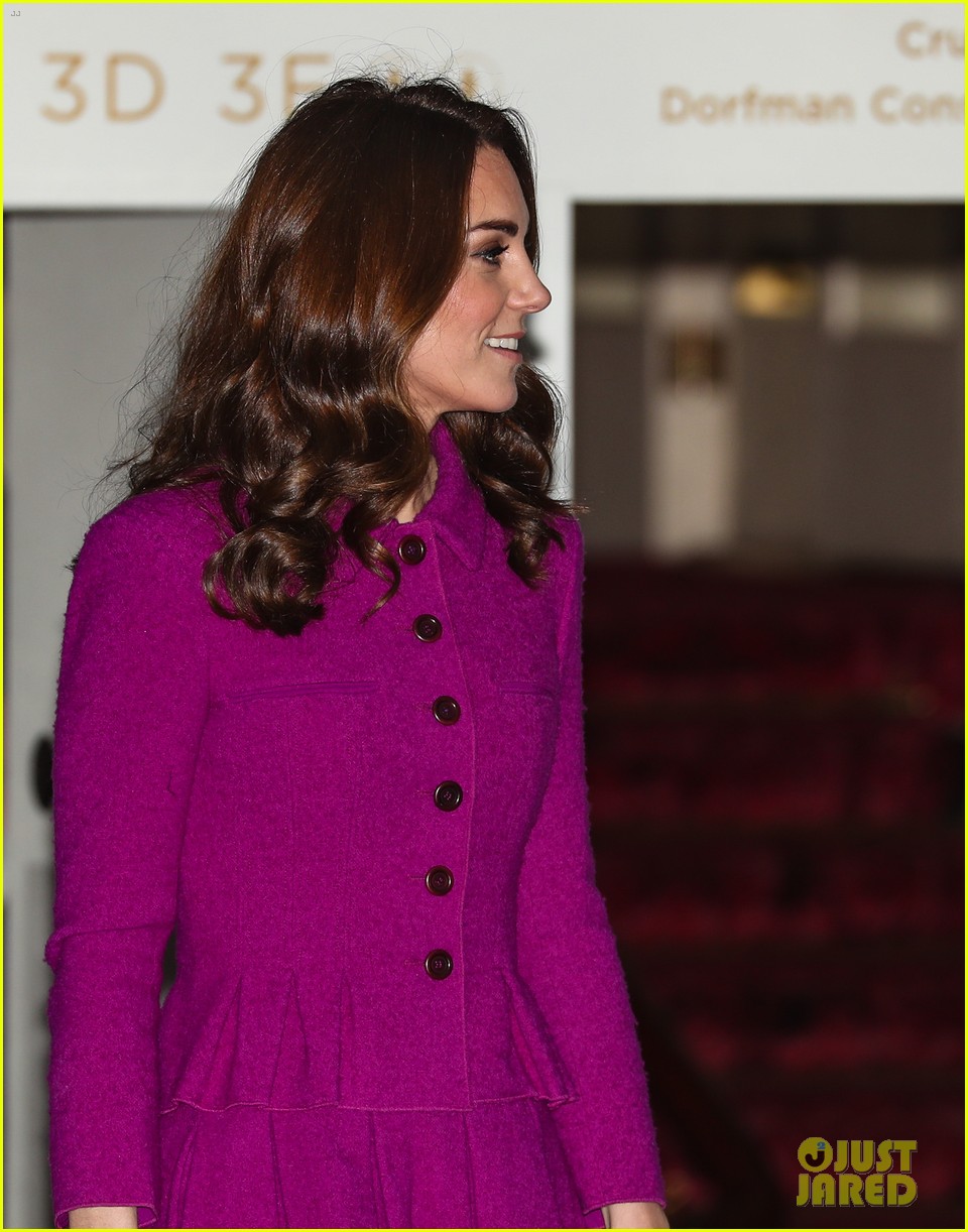 Kate Middleton Visits Royal Opera House to Learn About Costumes ...