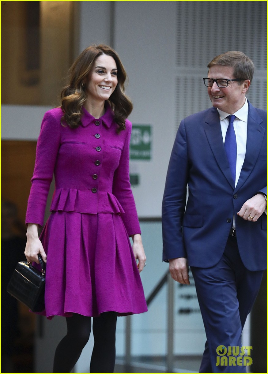 Kate Middleton Visits Royal Opera House to Learn About Costumes ...