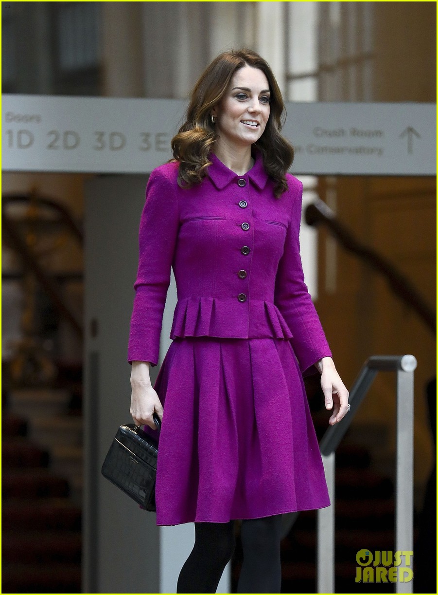 Kate Middleton Visits Royal Opera House to Learn About Costumes ...