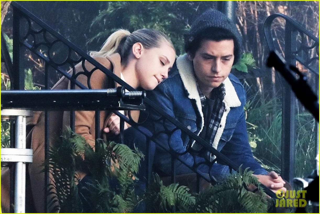 Lili Reinhart & Cole Sprouse Share A Laugh Between Filming New ...