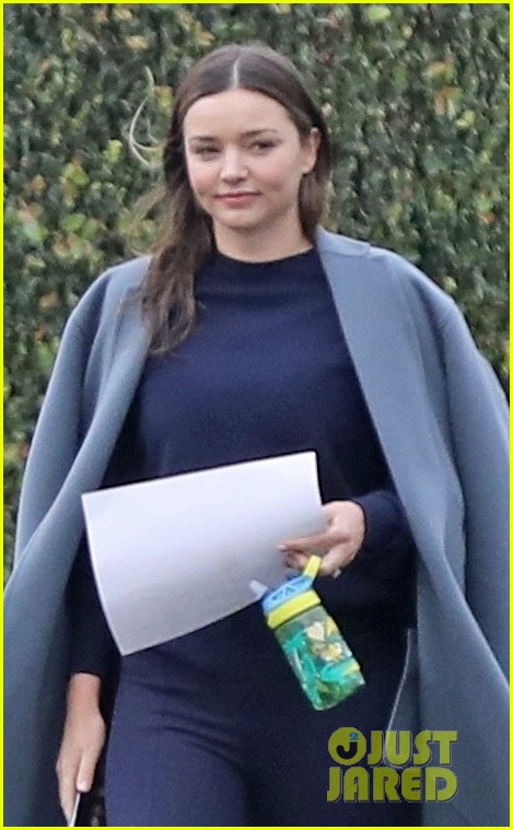 Miranda Kerr Looks Beautiful in Blue While Running Errands in Rainy LA ...