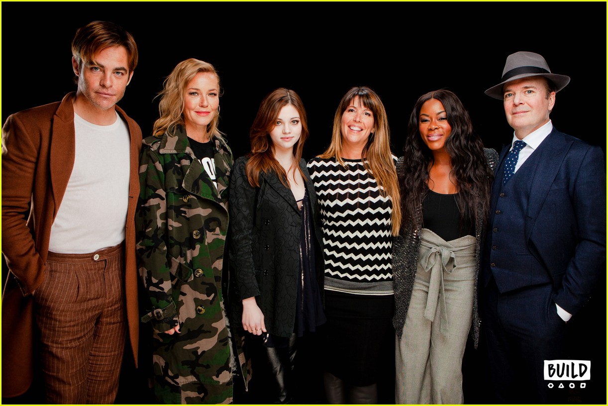 Chris Pine Talks About His Role Research for 'I Am the Night': Photo ...