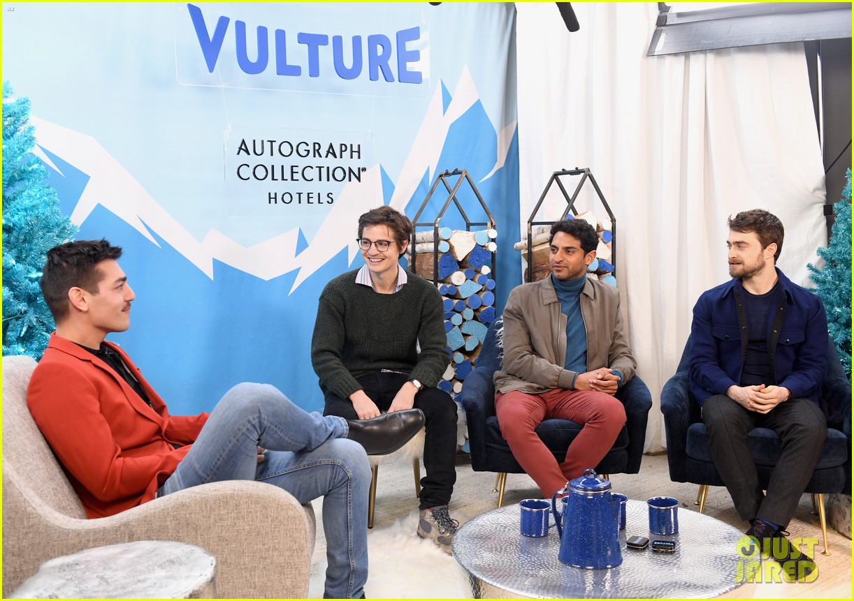 Daniel Radcliffe Calls Out Tom Brady: 'Take that MAGA Hat Out Your ...