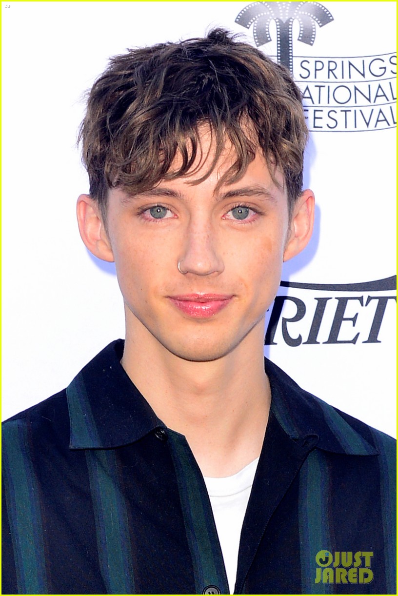 Troye Sivan Talks Switch from Music to Hollywood at Variety's Palm ...