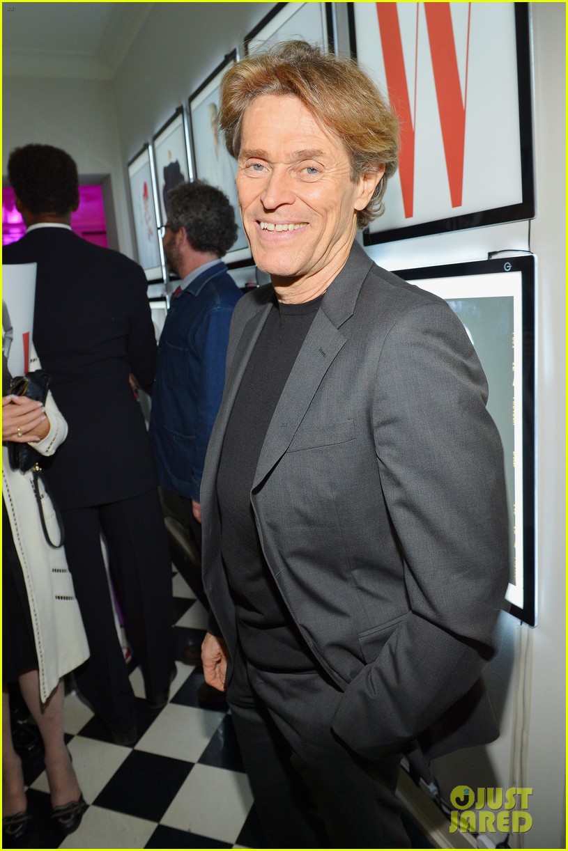 Emma Stone & Amy Adams Glam Up for W Magazine's Best Performances Party ...